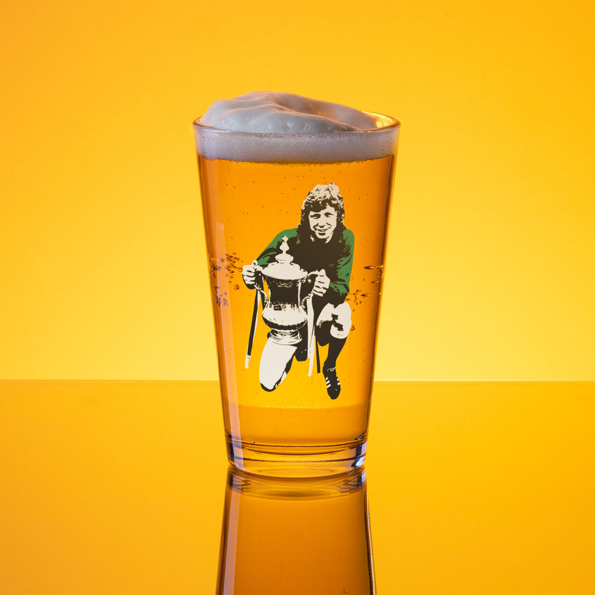 SAFC 1973 Jimmy Montgomery Mackem Pint Glass – Mackem Cards